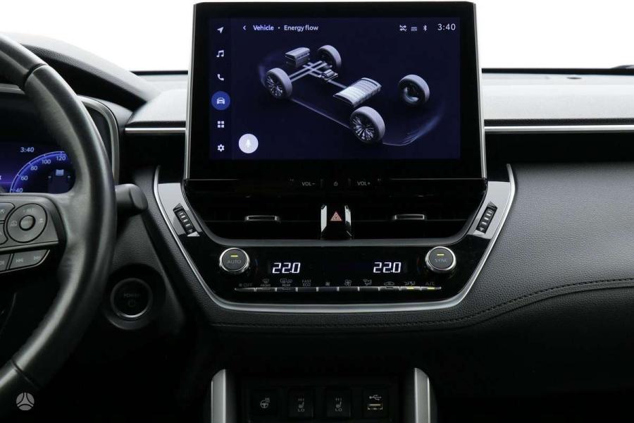 Серый Тойота Corolla Cross 2023 в Вильнюс, объемом двигателя 1.99 л и пробегом 63 тыс. км за 29990 €, фото 15 на AUTOMOTO.COM.LV