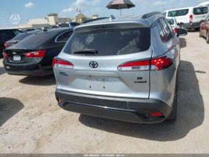 Grey Toyota Corolla Cross 2023 in Klaipeda, with an engine capacity of 2.00 L and mileage of 67 thousand km for 11000 €, photo 10 on AUTOMOTO.COM.LV