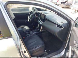 Grey Toyota Corolla Cross 2023 in Klaipeda, with an engine capacity of 2.00 L and mileage of 67 thousand km for 11000 €, photo 11 on AUTOMOTO.COM.LV
