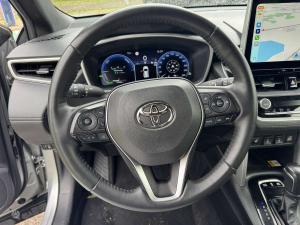 Pelēks Toyota Corolla Cross 2023 Viļņa, ar dzinēja tilpumu 1.99 L un nobraukumu 120 tūkst. km par 24000 €, foto 32 vietnē AUTOMOTO.COM.LV