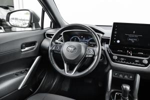Grey Toyota Corolla Cross 2024 in Riga, with an engine capacity of 1.80 L and mileage of 110 thousand km for 24950 €, photo 8 on AUTOMOTO.COM.LV