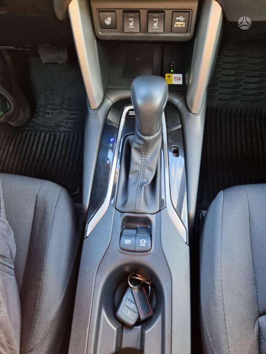 Pelēks Toyota Corolla Cross 2024 Jonava, ar dzinēja tilpumu 2.00 L un nobraukumu 62 tūkst. km par 28500 €, foto 14 vietnē AUTOMOTO.COM.LV