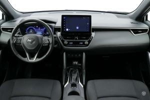 Grey Toyota Corolla Cross 2024 in Vilnius, with an engine capacity of 1.99 L and mileage of 137 thousand km for 27900 €, photo 8 on AUTOMOTO.COM.LV