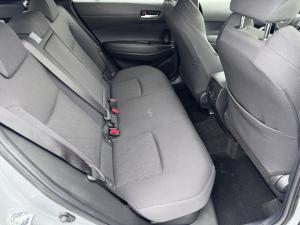 Серый Тойота Corolla Cross 2024 в Авиженяй, объемом двигателя 1.80 л и пробегом 144 тыс. км за 25950 €, фото 9 на AUTOMOTO.COM.LV