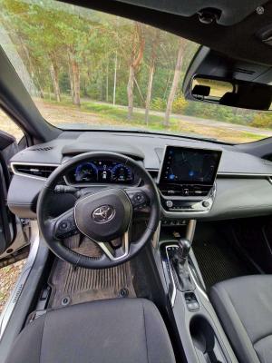 Grey Toyota Corolla Cross 2024 in Jonava, with an engine capacity of 2.00 L and mileage of 64 thousand km for 24600 €, photo 11 on AUTOMOTO.COM.LV
