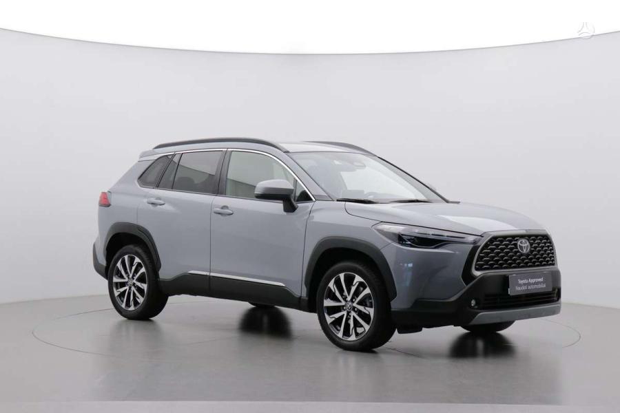 Pelēks Toyota Corolla Cross 2025 Viļņa, ar dzinēja tilpumu 1.80 L un nobraukumu 25 tūkst. km par 32700 €, foto 20 vietnē AUTOMOTO.COM.LV