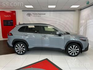 Pelēks Toyota Corolla Cross 2025 Jēkabpils, ar dzinēja tilpumu 2.00 L un nobraukumu 37 tūkst. km par 33300 €, foto 9 vietnē AUTOMOTO.COM.LV