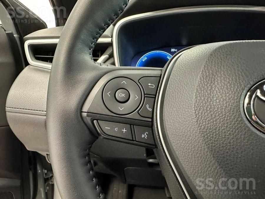 Pelēks Toyota Corolla Cross 2025 Jēkabpils, ar dzinēja tilpumu 2.00 L un nobraukumu 37 tūkst. km par 33300 €, foto 13 vietnē AUTOMOTO.COM.LV