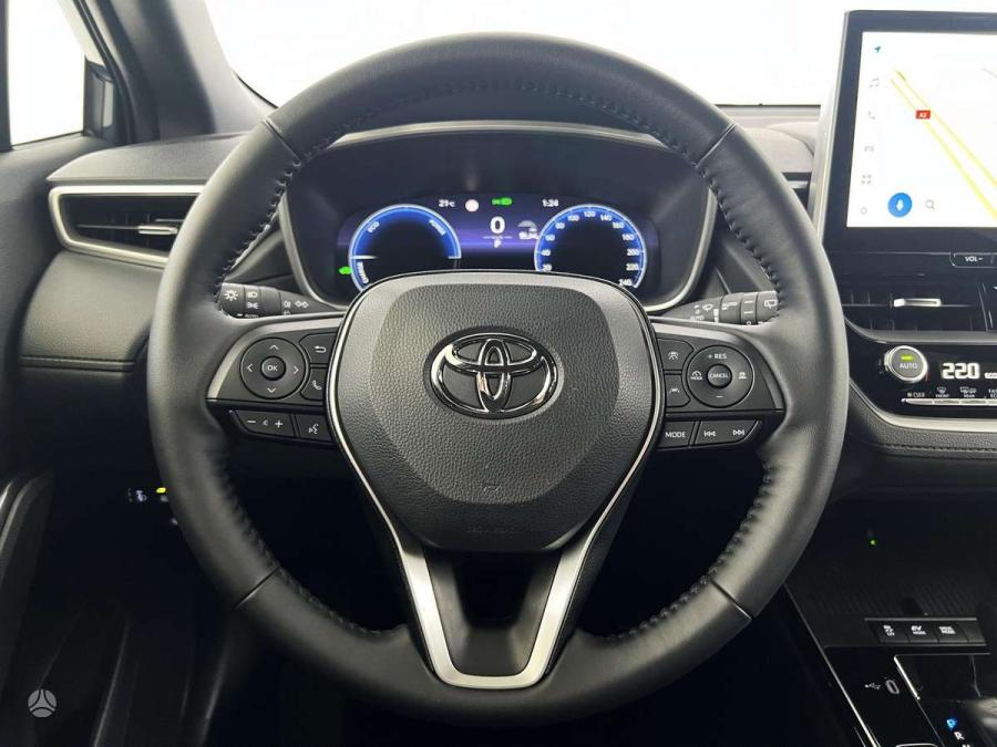 Серый Тойота Corolla Cross 2025 в Вильнюс, объемом двигателя 1.80 л и пробегом 17 тыс. км за 33900 €, фото 13 на AUTOMOTO.COM.LV