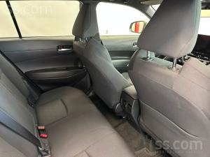 Серый Тойота Corolla Cross 2025 в Екабпилс, объемом двигателя 2.00 л и пробегом 34 тыс. км за 33300 €, фото 4 на AUTOMOTO.COM.LV