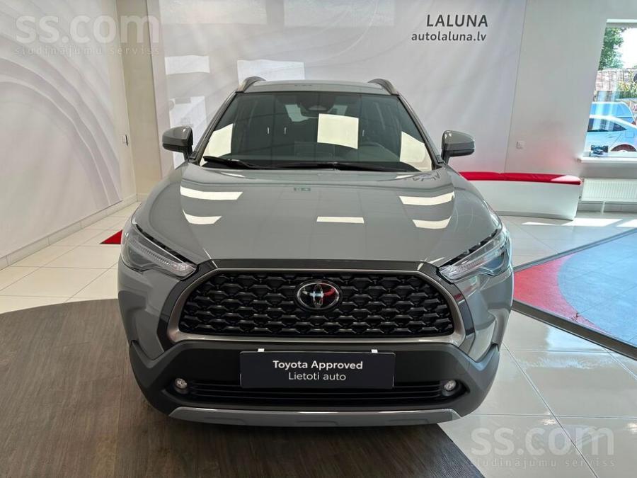 Серый Тойота Corolla Cross 2025 в Екабпилс, объемом двигателя 2.00 л и пробегом 34 тыс. км за 33300 €, фото 6 на AUTOMOTO.COM.LV
