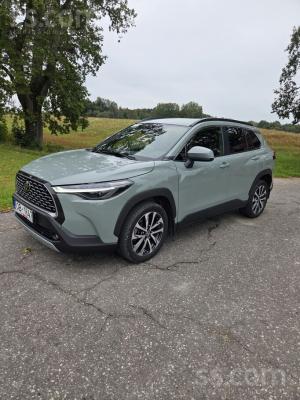 Pelēks Toyota Corolla Cross 2025 Cēsis, ar dzinēja tilpumu 1.80 L un nobraukumu 52 tūkst. km par 32500 €, foto 15 vietnē AUTOMOTO.COM.LV