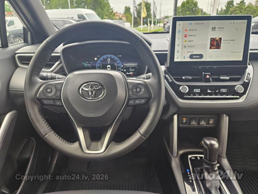 Pelēks Toyota Corolla Cross 2023 Tartu, ar dzinēja tilpumu 2.00 L un nobraukumu 58 tūkst. km par 27990 €, foto 9 vietnē AUTOMOTO.COM.LV