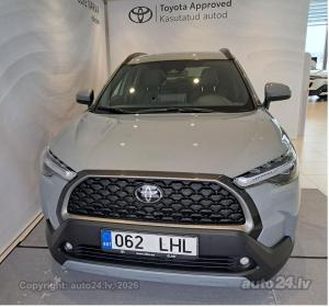 Pelēks Toyota Corolla Cross 2024 Narva, ar dzinēja tilpumu 1.80 L un nobraukumu 22 tūkst. km par 30900 €, foto 5 vietnē AUTOMOTO.COM.LV