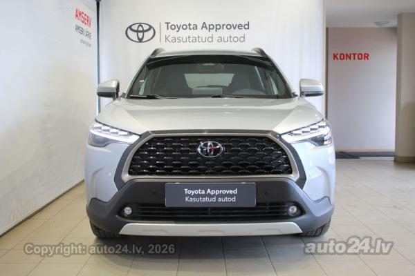 Серый Тойота Corolla Cross 2024 в Таллин, объемом двигателя 1.80 л и пробегом 34 тыс. км за 31490 €, фото 5 на AUTOMOTO.COM.LV