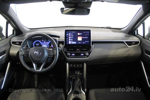 Серый Тойота Corolla Cross 2024 в Таллин, объемом двигателя 1.80 л и пробегом 34 тыс. км за 31490 €, фото 8 на AUTOMOTO.COM.LV