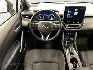 Серый Тойота Corolla Cross 2024 в Пярну, объемом двигателя 1.80 л и пробегом 33 тыс. км за 31490 €, фото 9 на AUTOMOTO.COM.LV