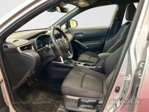 Серый Тойота Corolla Cross 2024 в Пярну, объемом двигателя 1.80 л и пробегом 33 тыс. км за 31490 €, фото 11 на AUTOMOTO.COM.LV