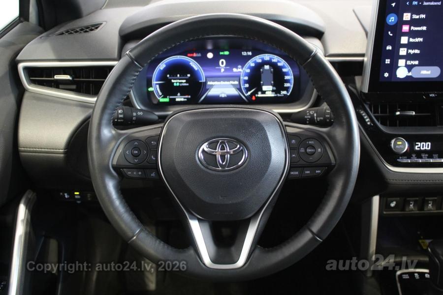 Серый Тойота Corolla Cross 2024 в Таллин, объемом двигателя 1.80 л и пробегом 30 тыс. км за 31490 €, фото 13 на AUTOMOTO.COM.LV