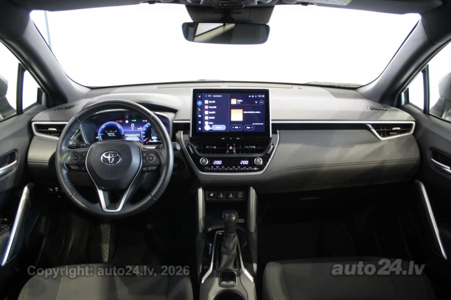 Серый Тойота Corolla Cross 2024 в Таллин, объемом двигателя 1.80 л и пробегом 29 тыс. км за 31490 €, фото 9 на AUTOMOTO.COM.LV