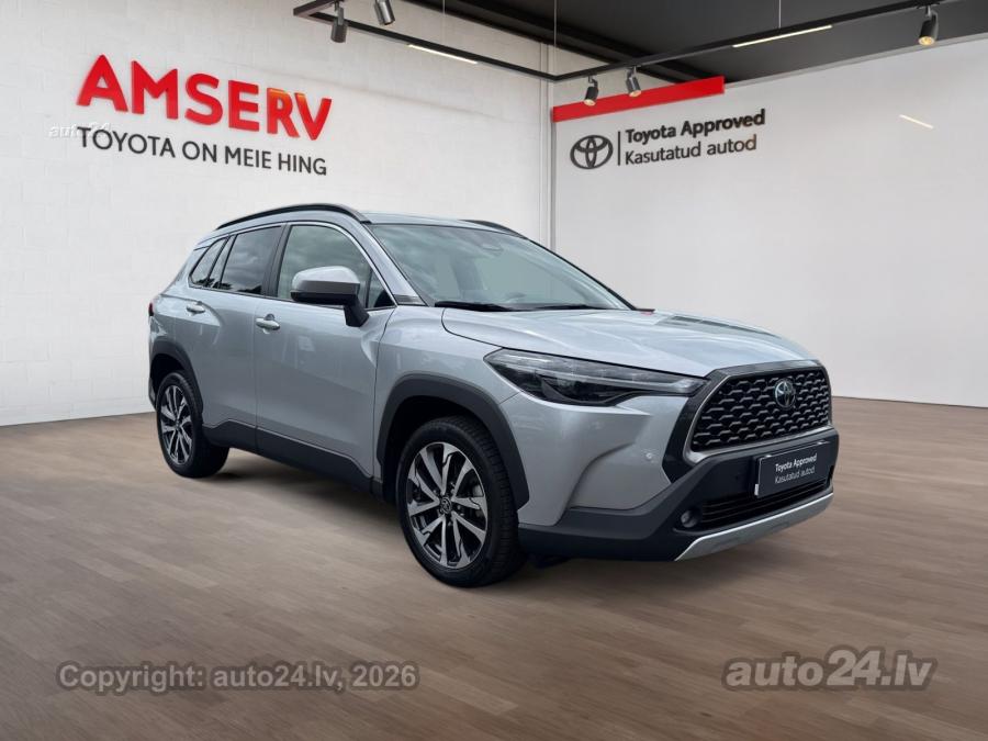 Серый Тойота Corolla Cross 2024 в Пайде, объемом двигателя 1.80 л и пробегом 29 тыс. км за 31490 €, фото 19 на AUTOMOTO.COM.LV