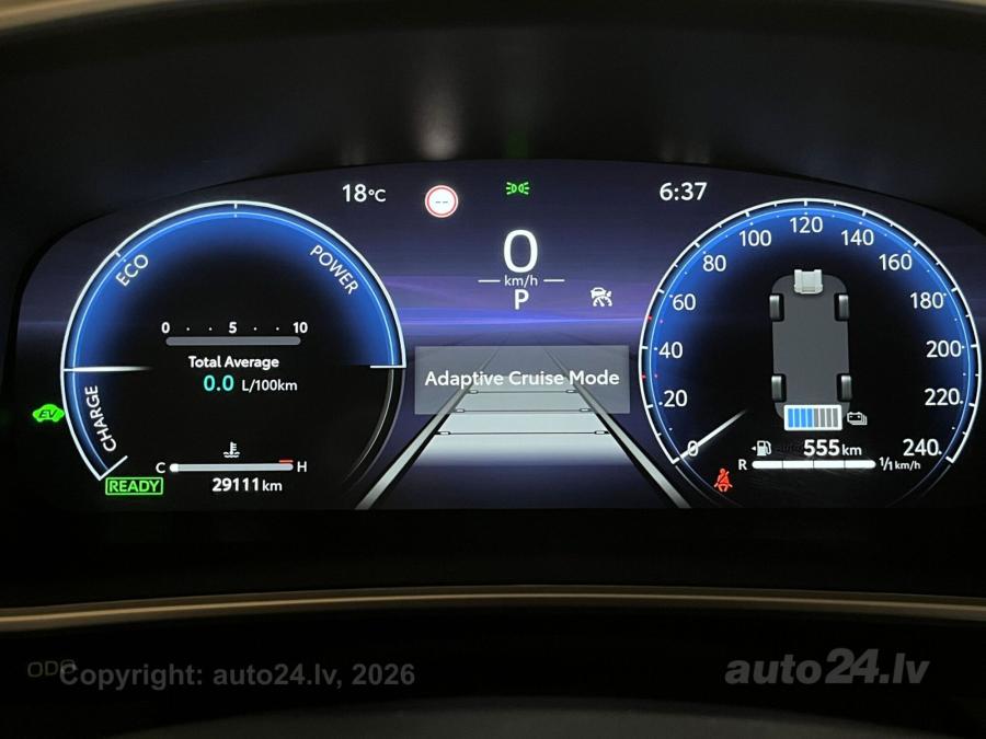 Grey Toyota Corolla Cross 2024 in Tallinn, with an engine capacity of 1.80 L and mileage of 29 thousand km for 31490 €, photo 14 on AUTOMOTO.COM.LV