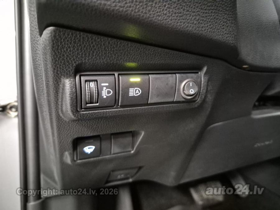 Pelēks Toyota Corolla Cross 2024 Tallina, ar dzinēja tilpumu 1.80 L un nobraukumu 37 tūkst. km par 31490 €, foto 18 vietnē AUTOMOTO.COM.LV