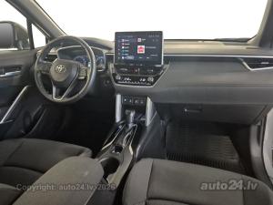Grey Toyota Corolla Cross 2024 in Viljandi, with an engine capacity of 1.80 L and mileage of 31 thousand km for 30990 €, photo 9 on AUTOMOTO.COM.LV