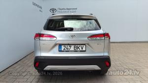 Grey Toyota Corolla Cross 2025 in Tallinn, with an engine capacity of 1.80 L and mileage of 19 thousand km for 29995 €, photo 5 on AUTOMOTO.COM.LV