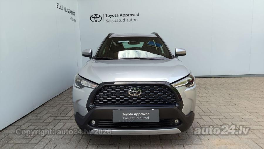 Grey Toyota Corolla Cross 2025 in Tallinn, with an engine capacity of 1.80 L and mileage of 19 thousand km for 29995 €, photo 6 on AUTOMOTO.COM.LV