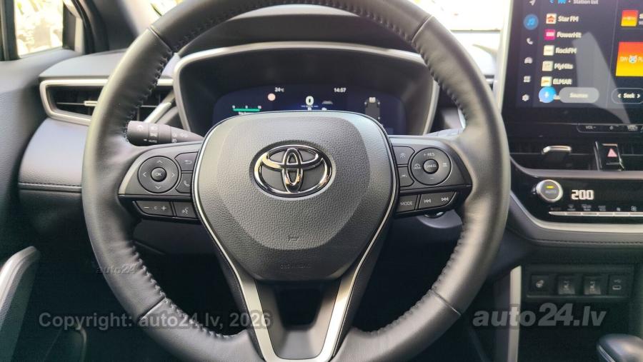 Grey Toyota Corolla Cross 2025 in Tallinn, with an engine capacity of 1.80 L and mileage of 19 thousand km for 29995 €, photo 13 on AUTOMOTO.COM.LV