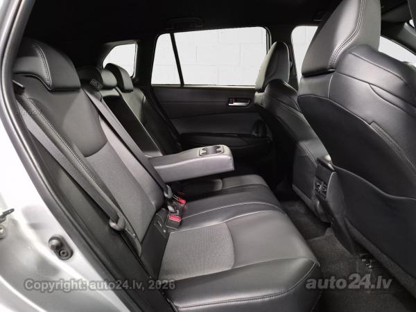 Серый Тойота Corolla Cross 2025 в Таллин, объемом двигателя 1.80 л и пробегом 24 тыс. км за 33490 €, фото 8 на AUTOMOTO.COM.LV