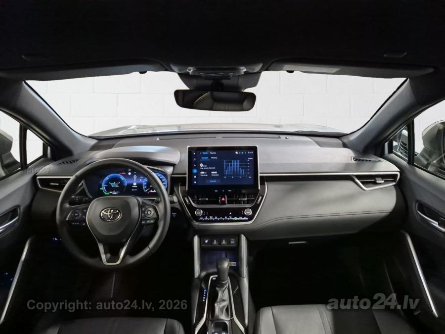 Серый Тойота Corolla Cross 2025 в Таллин, объемом двигателя 1.80 л и пробегом 24 тыс. км за 33490 €, фото 10 на AUTOMOTO.COM.LV