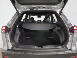 Серый Тойота Corolla Cross 2025 в Таллин, объемом двигателя 1.80 л и пробегом 24 тыс. км за 33490 €, фото 12 на AUTOMOTO.COM.LV
