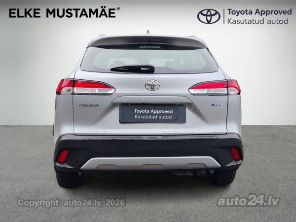Серый Тойота Corolla Cross 2025 в Таллин, объемом двигателя 1.80 л и пробегом 17 тыс. км за 29995 €, фото 5 на AUTOMOTO.COM.LV