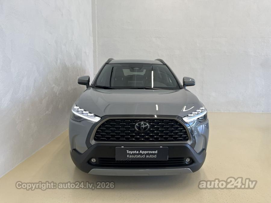 Серый Тойота Corolla Cross 2025 в Раквере, объемом двигателя 1.80 л и пробегом 23 тыс. км за 33490 €, фото 5 на AUTOMOTO.COM.LV
