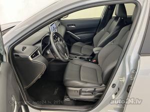 Серый Тойота Corolla Cross 2025 в Раквере, объемом двигателя 1.80 л и пробегом 23 тыс. км за 33490 €, фото 10 на AUTOMOTO.COM.LV