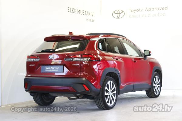 Тойота Corolla Cross 2022 в Таллин, объемом двигателя 1.99 л и пробегом 32 тыс. км за 29500 €, фото 2 на AUTOMOTO.COM.LV