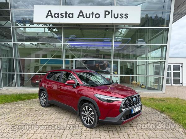 Тойота Corolla Cross 2023 в Тарту, объемом двигателя 2.00 л и пробегом 76 тыс. км за 28900 €, фото 3 на AUTOMOTO.COM.LV