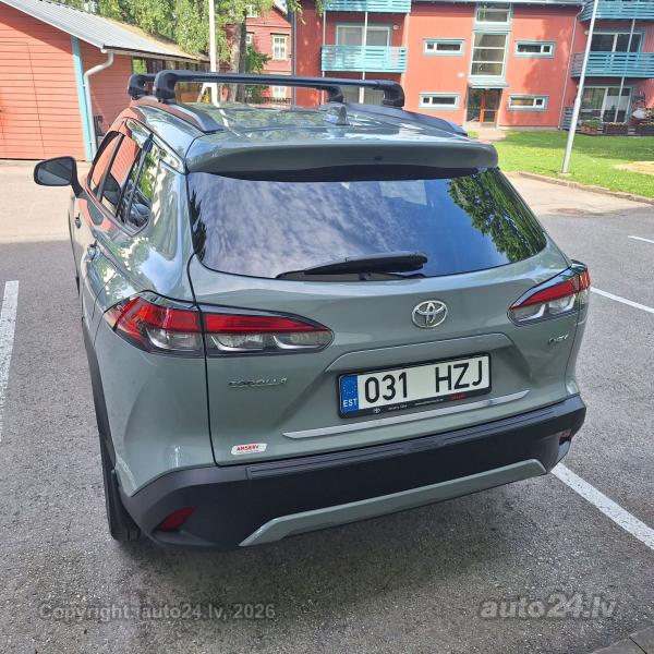Тойота Corolla Cross 2024 в Таллин, объемом двигателя 1.80 л и пробегом 23 тыс. км за 30000 €, фото 10 на AUTOMOTO.COM.LV