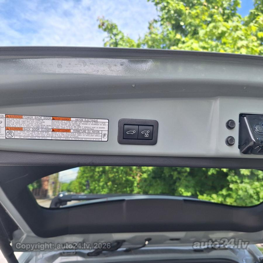 Toyota Corolla Cross 2024 Tallina, ar dzinēja tilpumu 1.80 L un nobraukumu 23 tūkst. km par 30000 €, foto 14 vietnē AUTOMOTO.COM.LV