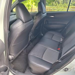 Toyota Corolla Cross 2024 Tallina, ar dzinēja tilpumu 1.80 L un nobraukumu 23 tūkst. km par 30000 €, foto 17 vietnē AUTOMOTO.COM.LV