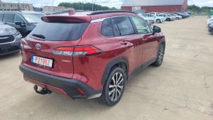 Sarkans Toyota Corolla Cross 2024 Šauļi, ar dzinēja tilpumu 1.99 L un nobraukumu 131 tūkst. km par 23900 €, foto 7 vietnē AUTOMOTO.COM.LV