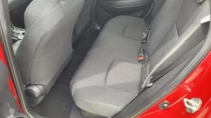 Sarkans Toyota Corolla Cross 2024 Šauļi, ar dzinēja tilpumu 1.99 L un nobraukumu 131 tūkst. km par 23900 €, foto 19 vietnē AUTOMOTO.COM.LV