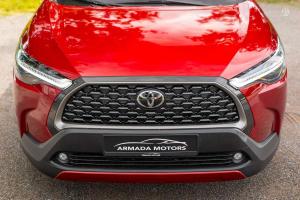 Красный Тойота Corolla Cross 2024 в Вильнюс, объемом двигателя 1.80 л и пробегом 2 тыс. км за 26500 €, фото 6 на AUTOMOTO.COM.LV