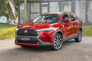 Красный Тойота Corolla Cross 2024 в Вильнюс, объемом двигателя 1.80 л и пробегом 2 тыс. км за 26500 €, фото 7 на AUTOMOTO.COM.LV