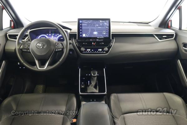 Тойота Corolla Cross 2025 в Таллин на AUTOMOTO.COM.LV Красный Тойота Corolla Cross 2025 в Таллин, объемом двигателя 1.99 л и пробегом 32 тыс. км за 35600 €, фото 9 на AUTOMOTO.COM.LV