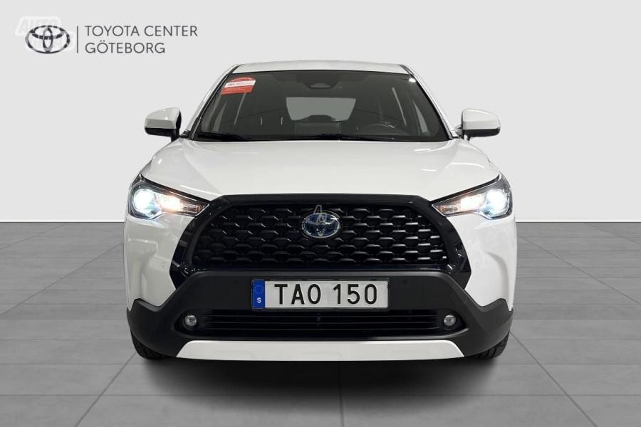 Белый Тойота Corolla Cross 2022 в Каунас, объемом двигателя 0.00 л и пробегом 45 тыс. км за 36186 €, фото 8 на AUTOMOTO.COM.LV