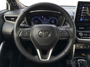 Balts Toyota Corolla Cross 2022 Rīga, ar dzinēja tilpumu 2.00 L un nobraukumu 26 tūkst. km par 30990 €, foto 13 vietnē AUTOMOTO.COM.LV