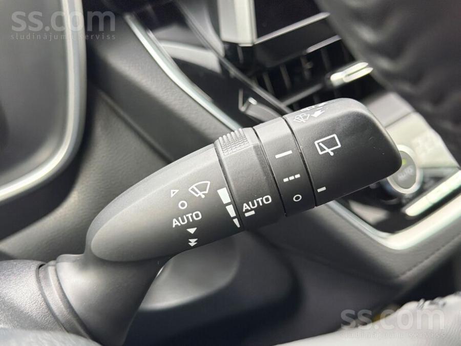 Balts Toyota Corolla Cross 2022 Rīga, ar dzinēja tilpumu 2.00 L un nobraukumu 26 tūkst. km par 30990 €, foto 25 vietnē AUTOMOTO.COM.LV